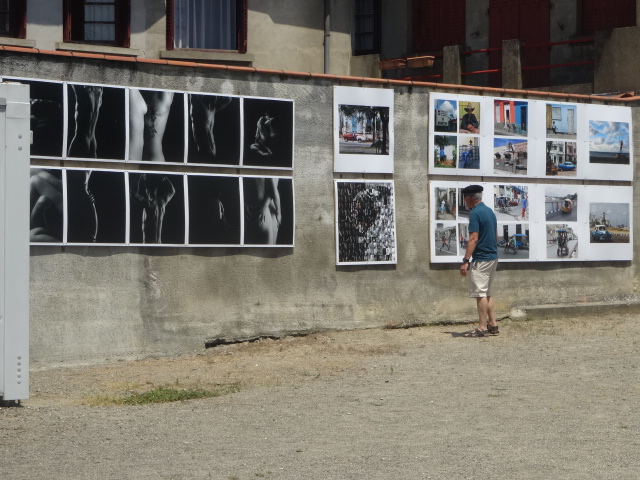 What is an identity? How do we identify ourselves? - Ruth Hartley